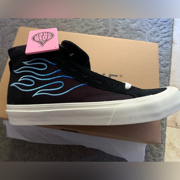 Straye | Shoes | Straye Hiland Blue Fuego New With Tag And Box | Poshmark